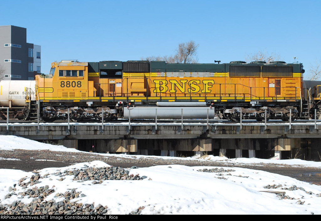 BNSF 8808